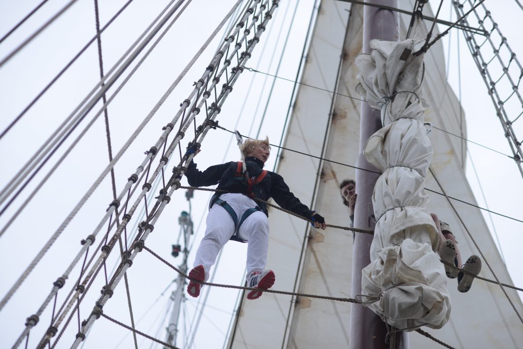 Sailing the "Atlantis" - Postcards From The Edge of the World